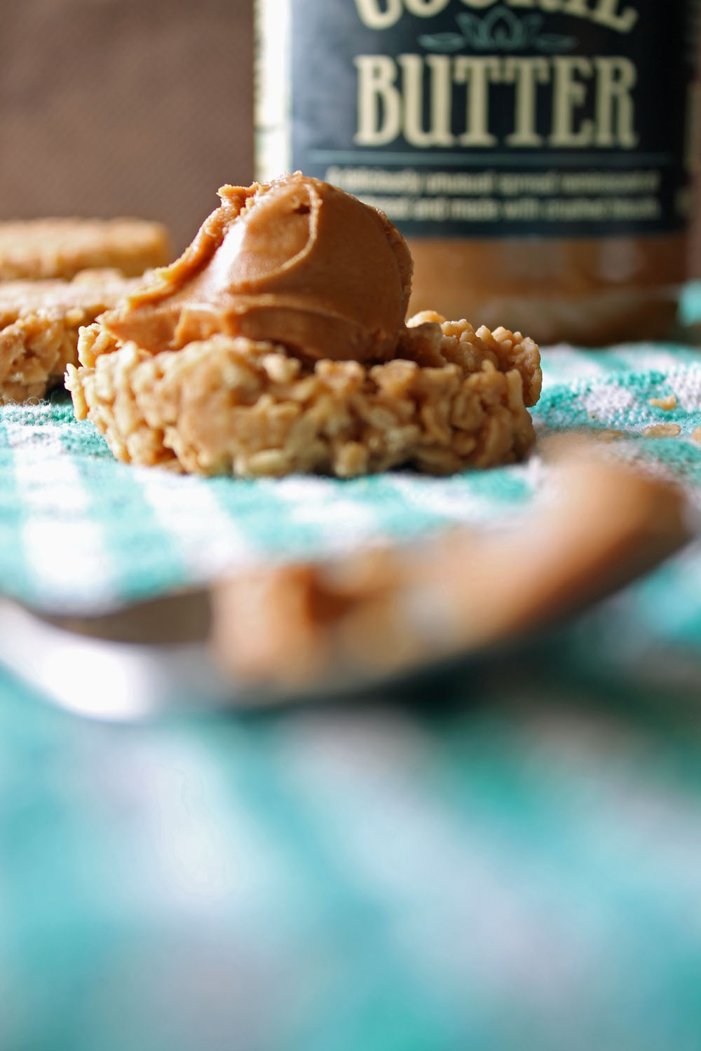 No-Bake Cookie Butter Lover Cookies - Wallflour Girl