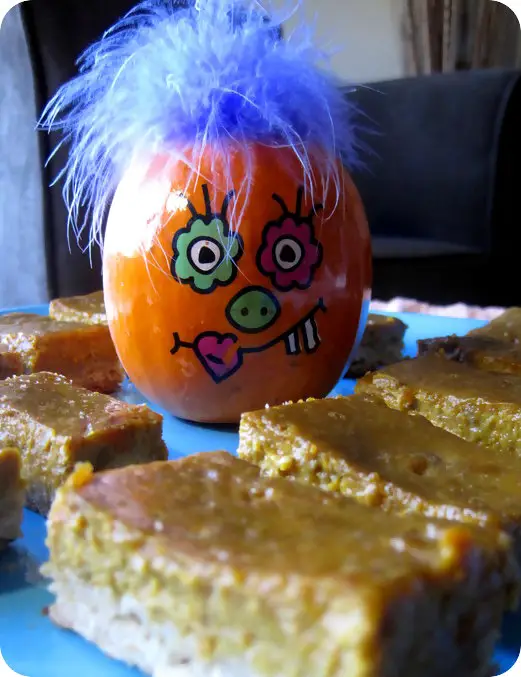 Pumpkin Pie Bars (and Hello from Yellowstone!) - Wallflour Girl